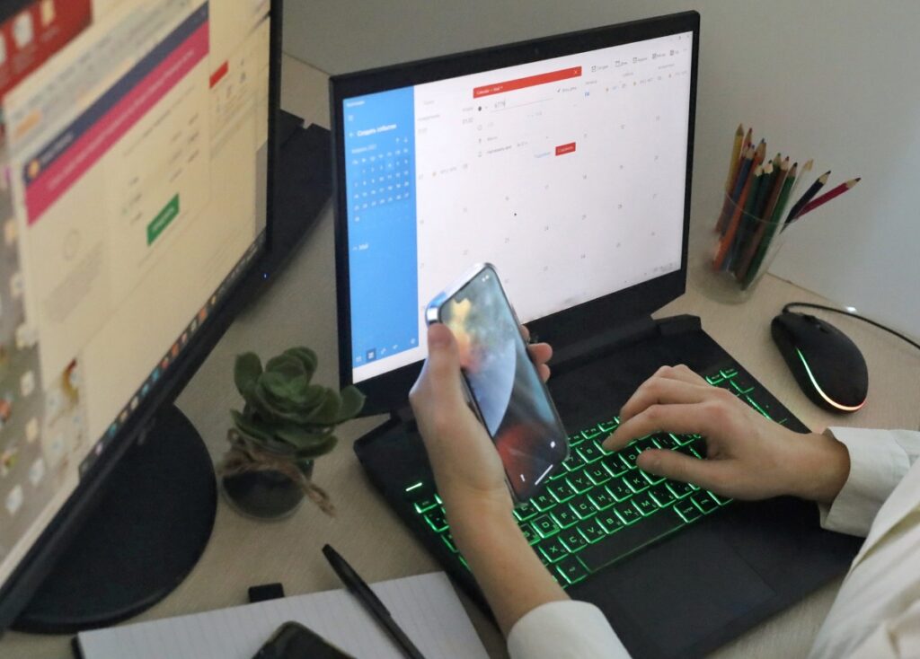 Naj gre za telefonski klic ali e-sporočilo, račun bo hitro prazen ...